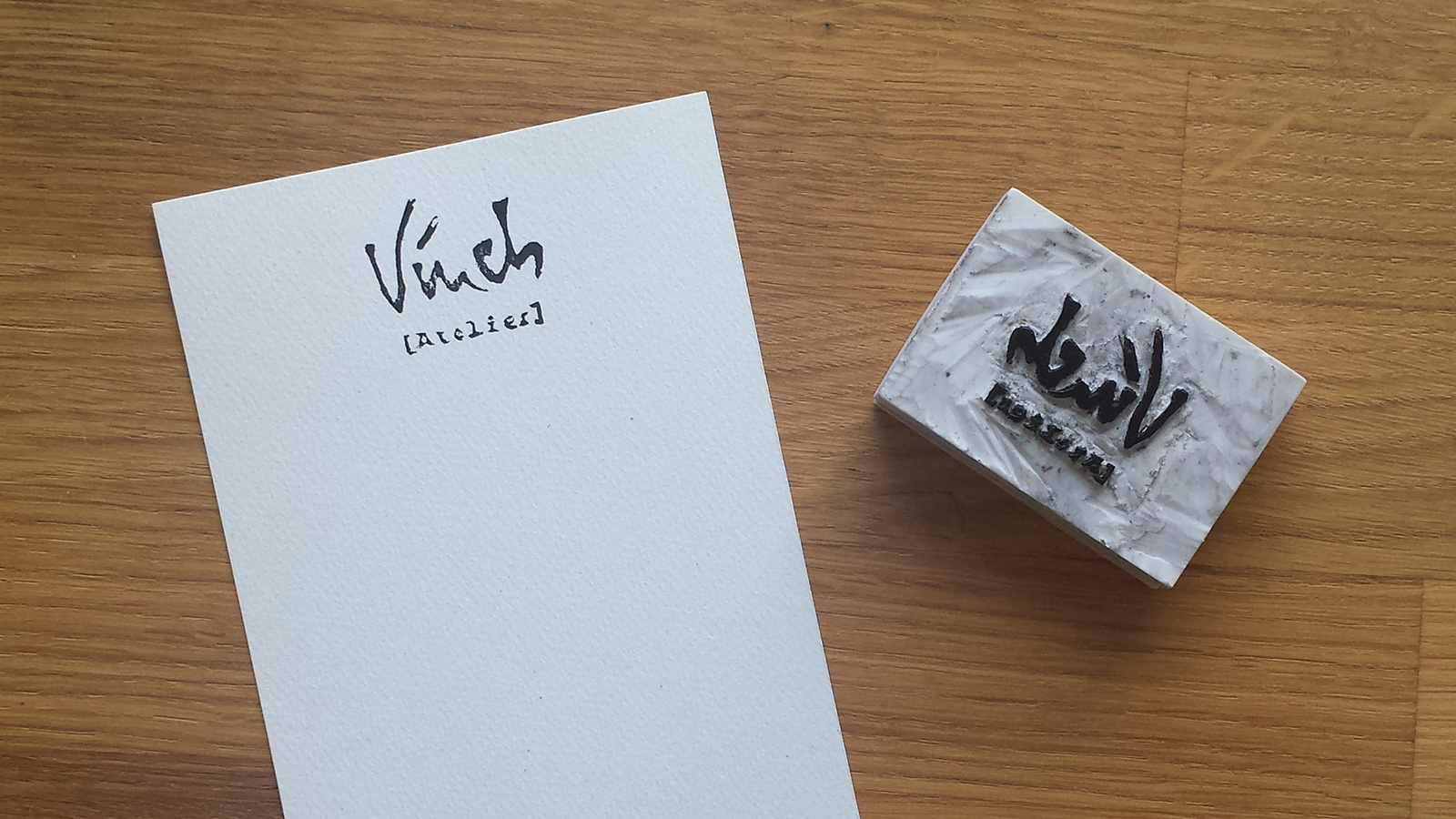 Comment fabriquer un tampon (cachet de son logo) logo imprimé - Vinch ...
